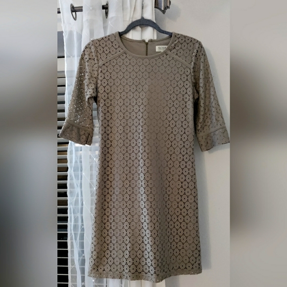 Soho Apparel | Dresses | Soho Apparel Ltd 34 Sleeves Dress | Poshmark